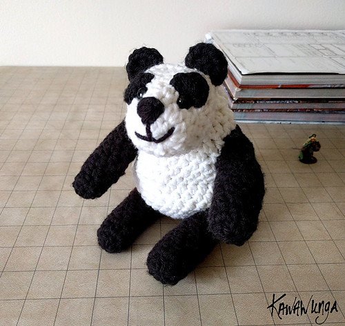 Ravelry: Bear Drawstring Bag pattern by Kawawunga