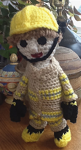 Ravelry: Fireman Bob Amigurumi pattern by Grammi Gurumi