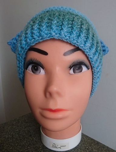 Ravelry: Spring Breeze Kerchief pattern by Gramms Designs