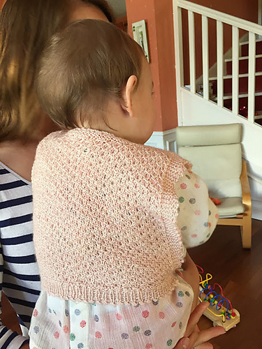 Ravelry: Sweet Hortense heartwarmer pattern by Christine de Savoie