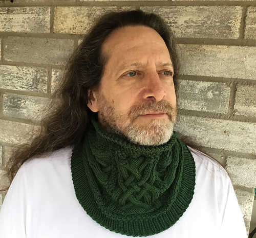 Ravelry: Celtic Cowl pattern by Dietrich Klingbeil