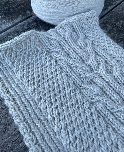 Ravelry: TESLIN BRIDGE COWL pattern by GK KNITS