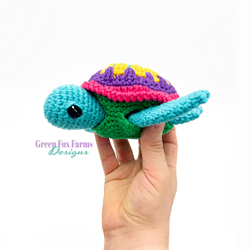 Ravelry: Calliope the Sea Turtle pattern by Lisa M Fox