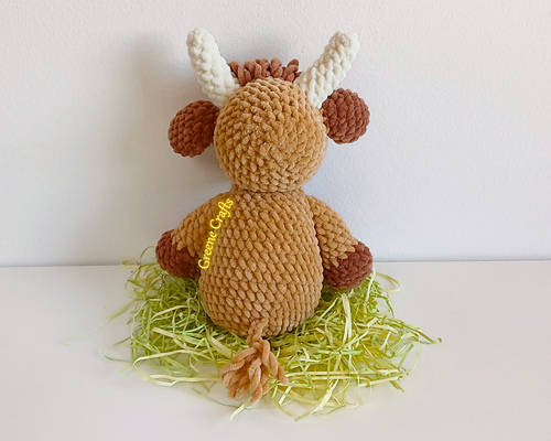 Ravelry: Cinnamon, the Highland Cow pattern by Susanne Grünes