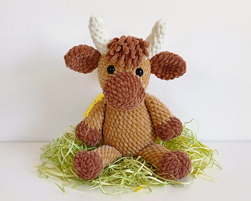 Ravelry: Cinnamon, the Highland Cow pattern by Susanne Grünes