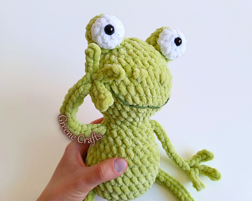 Ravelry: Frog Plush Toy pattern by Susanne Grünes