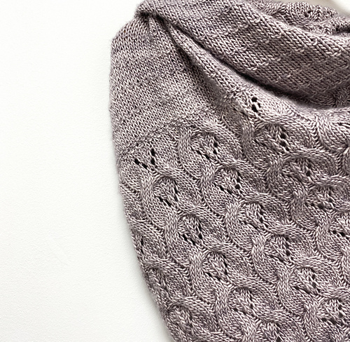 Ravelry: Conchas pattern by Gretha Mensen