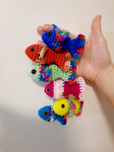 Ravelry: All in one BABY FISH FRY pattern by Criss Wall