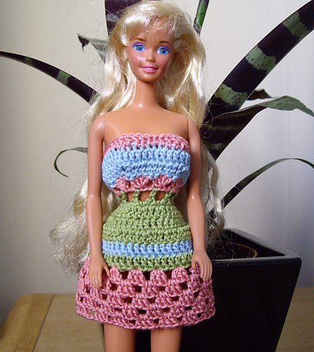 Ravelry: Flower dress pattern by Sara Stevens