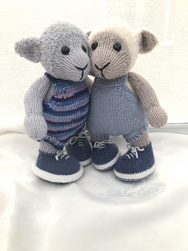 Ravelry: Loganberry Lamb pattern by Pat Alinejad