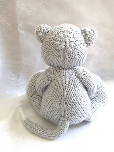 Ravelry: Cattytude pattern by Pat Alinejad