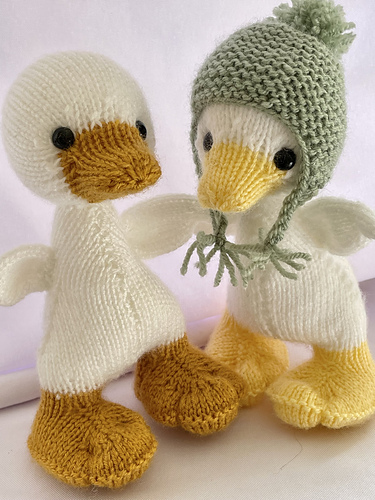 Ravelry: Dingleberry Duckling pattern by Pat Alinejad