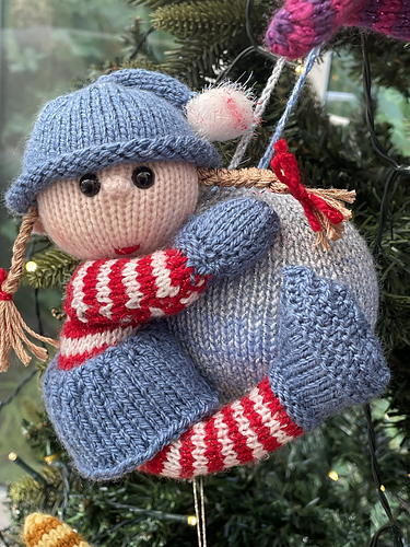 Ravelry: Christmas Baubles part II pattern by Pat Alinejad