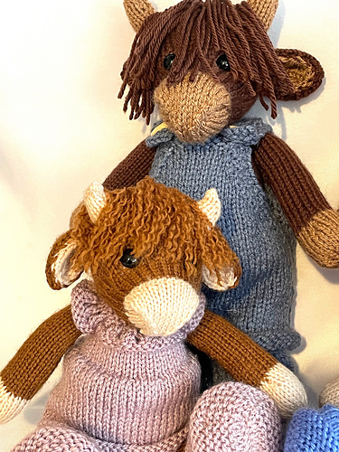 Ravelry: Cowslip pattern by Pat Alinejad