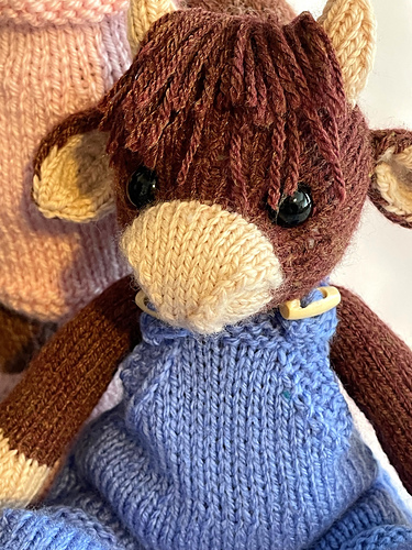 Ravelry: Cowslip pattern by Pat Alinejad