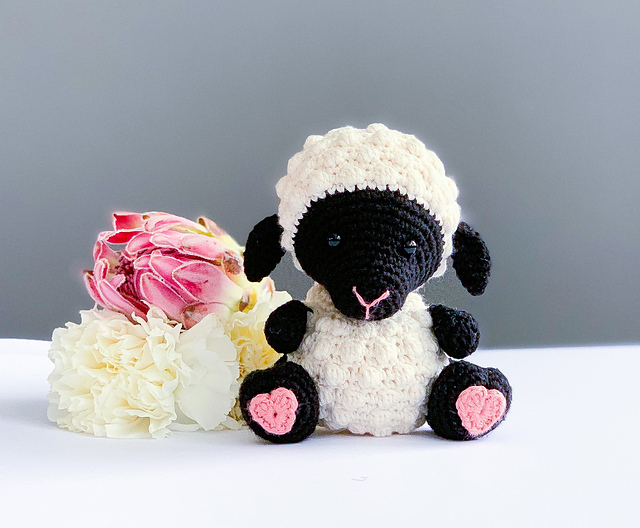 Ravelry: Crochet lamb / sheep pattern by Halime Özel