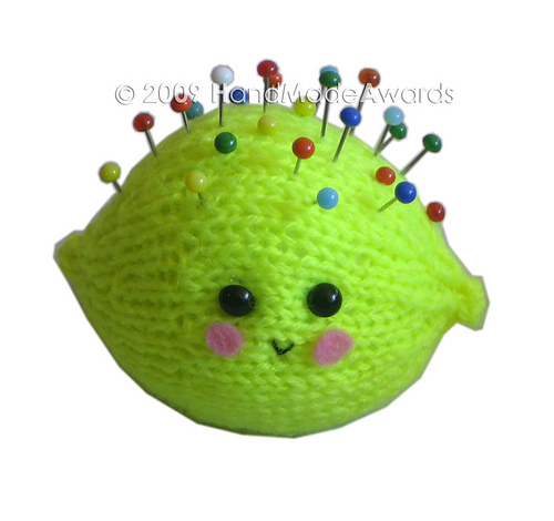 Ravelry: Tomato, Lemon and Plum Pincushion pattern by Loly Fuertes