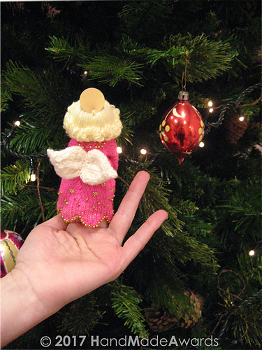 Ravelry: Pink Christmas Angel Finger Puppet pattern by Loly Fuertes