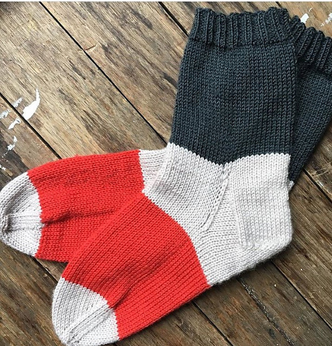 Ravelry: Three Colour Socks pattern by Marina Gvozdeva