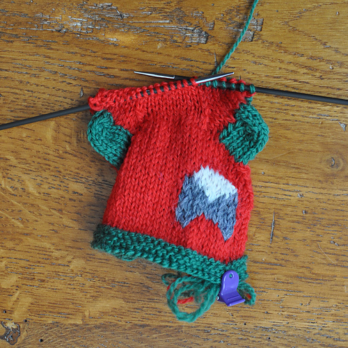 Ravelry: Cat Stocking & Sweater Ornaments pattern by Karen DiTommaso