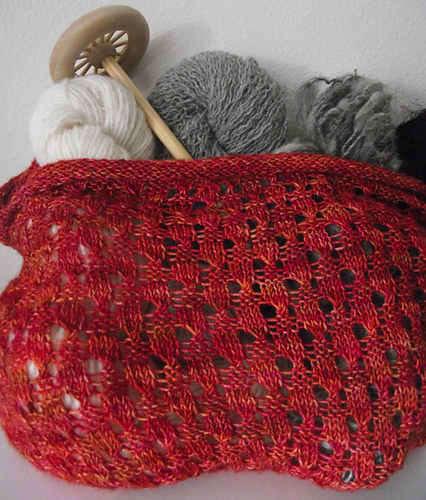 Ravelry: Mighty Acorn Bag pattern by Katie Brown
