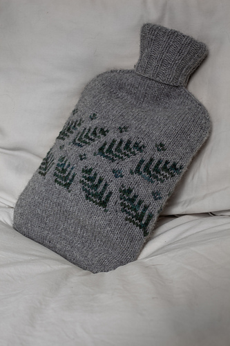 Ravelry: Pine Needle Hottie pattern by Hannah Haworth