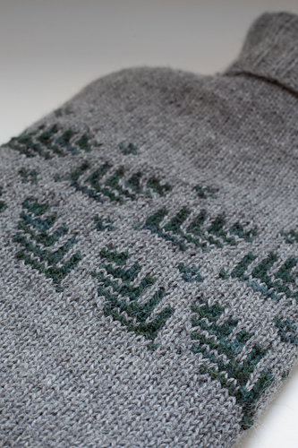 Ravelry: Pine Needle Hottie pattern by Hannah Haworth