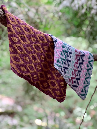 Ravelry: Midway Cowl pattern by Makenzie Alvarez