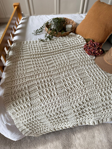 Ravelry: Super Silver Squares Blanket pattern by Hannah Cross