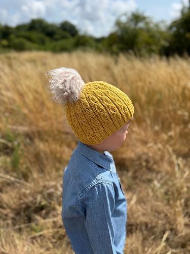 Ravelry: Deidra Hat pattern by Hannah Cross
