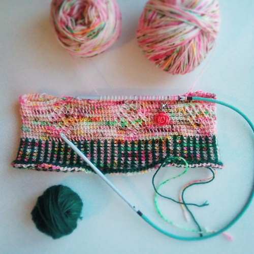 Ravelry: Diamond River Beanie pattern by Hayley Joanne Robinson