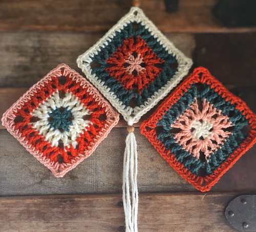 Ravelry: Boho Granny Square pattern by Heather Leigh Cox