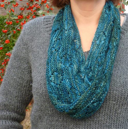 Ravelry: Diamond NeckLace pattern by Susan Ashcroft