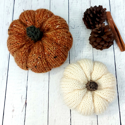 Ravelry: Rustic Wool Pumpkins pattern by Heather Pelletier