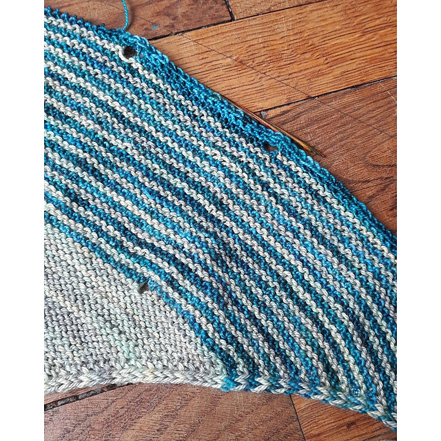 Ravelry: HegeKlaseie's Dotted rays