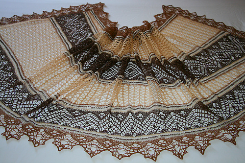 Ravelry: Stola / stole *DonnaRocco* pattern by Birgit Freyer