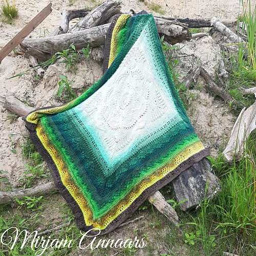 Ravelry: Gratitude pattern by Helen Shrimpton