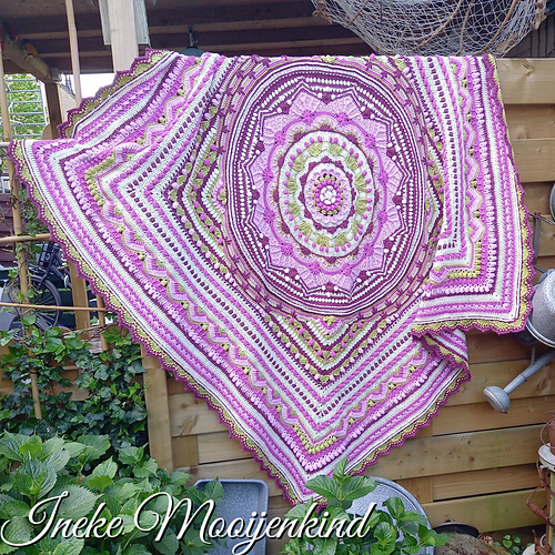 Ravelry: Virtue pattern by Helen Shrimpton