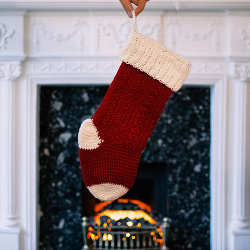 Ravelry: Robin's Stocking pattern by Sunflower Cottage Crochet