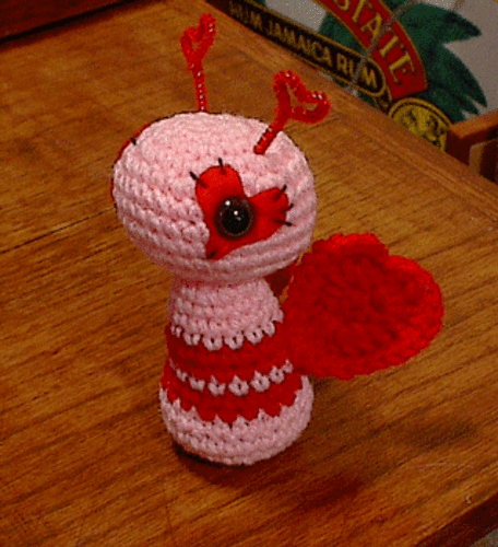 Ravelry: Love Bug Amigurumi pattern by Heliinä Swerdlyk