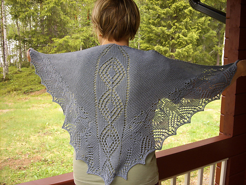 Ravelry: Mystery Medallion Shawl pattern by Jen Lucas