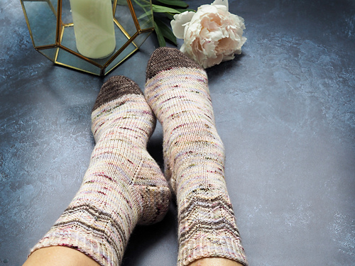 Ravelry: Altitude Socks pattern by Helen Stewart
