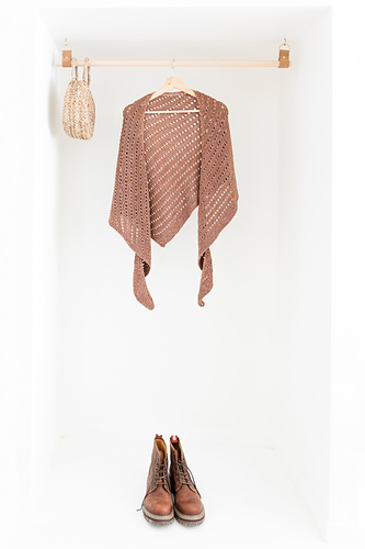 Ravelry: Simply Curious Shawl pattern by Helen Stewart