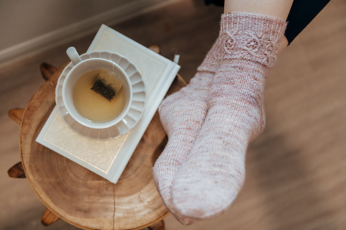 Ravelry: Seed Pod Socks pattern by Helen Stewart