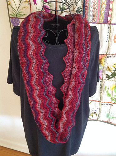 Ravelry: Crazy Magic (classic cowl) pattern by Susan Ashcroft