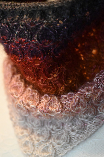 Ravelry: Chestnut Cowl pattern by Elisabeth Gigernes