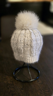 Ravelry: White Lotus Hat pattern by Elisabeth Gigernes