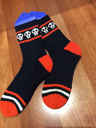 Ravelry: Simple Skully Socks pattern by Judy Kennedy