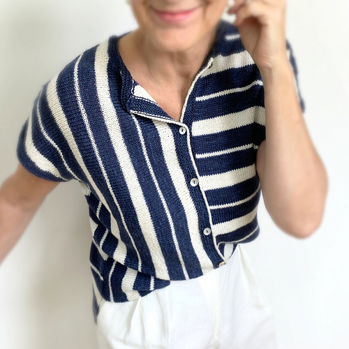 Ravelry: Dinner with my Captain pattern by Hinterm Stein