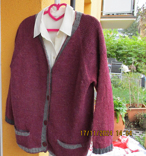 Ravelry: Pilsen Cardigan pattern by Daniela Mühlbauer